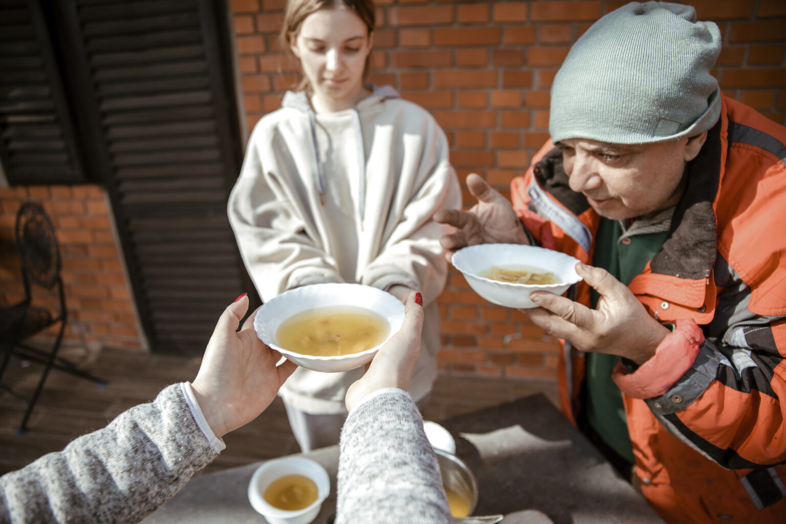 Help Fight Homelessness - Volunteers of America